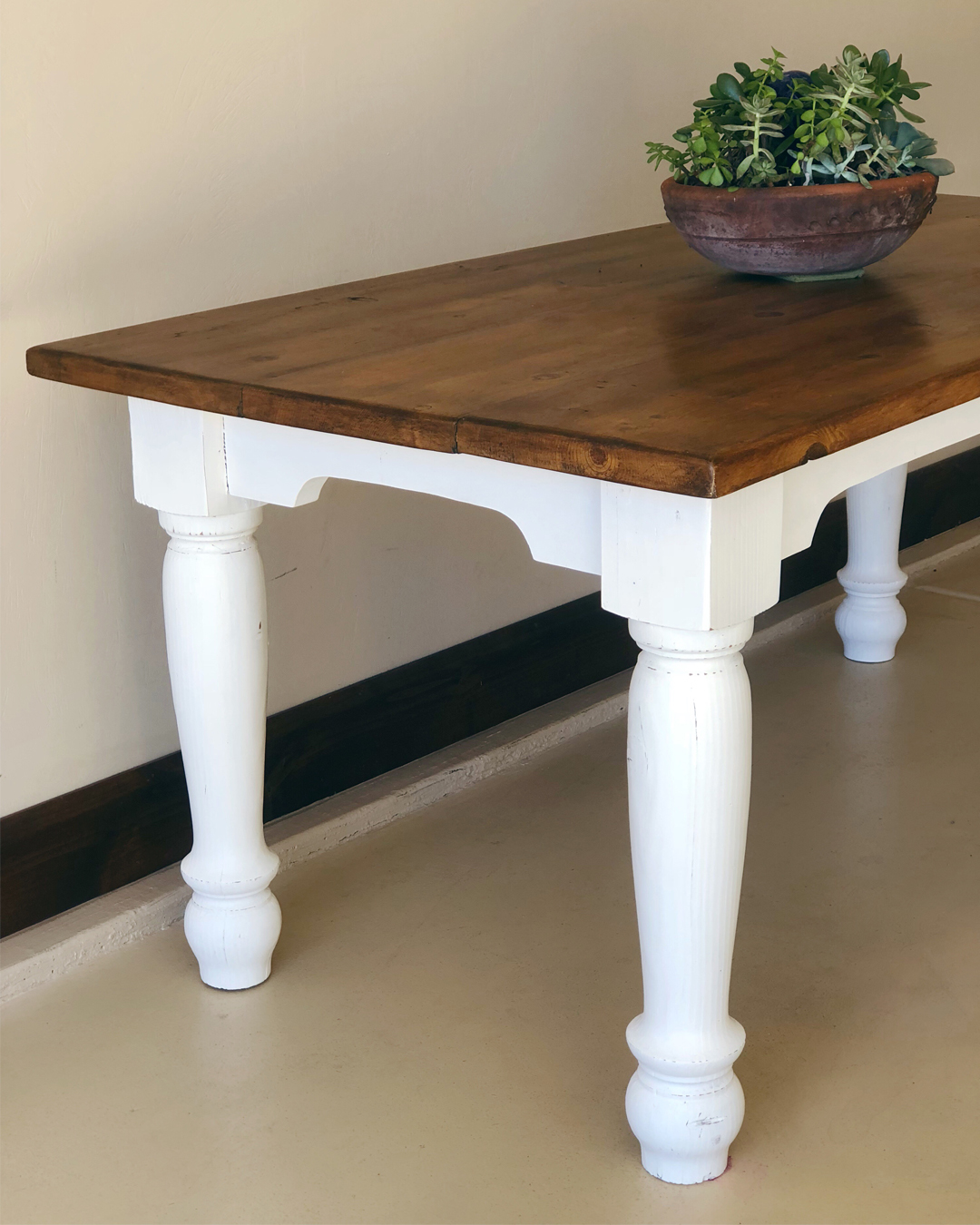 Farmhouse Table Overhaul | All Things Thrifty